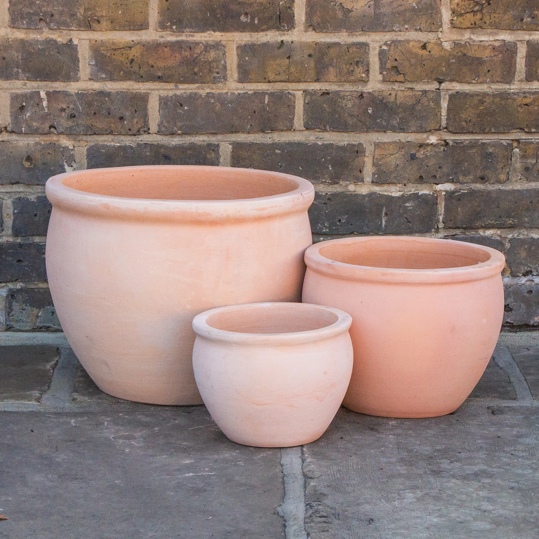 Whitewash Terracotta Delta Rim Planter (D28cm x H22cm) Handmade Outdoor ...